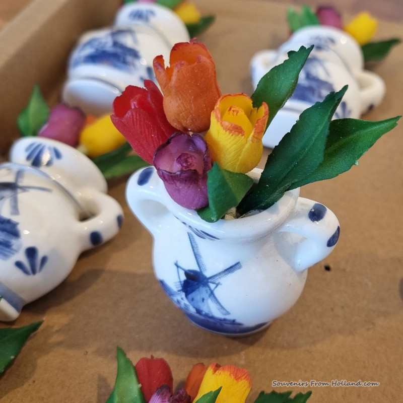 Delft blue vase with tulips memo magnet - Magnets • Souvenirs from Holland